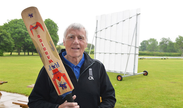 Alan Vollans awarded British Empire Medal for services to cricket